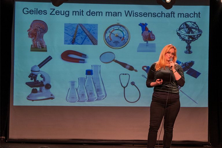 Science Slam - Bühne frei für die Wissenschaft! Alle Infos im Überblick.